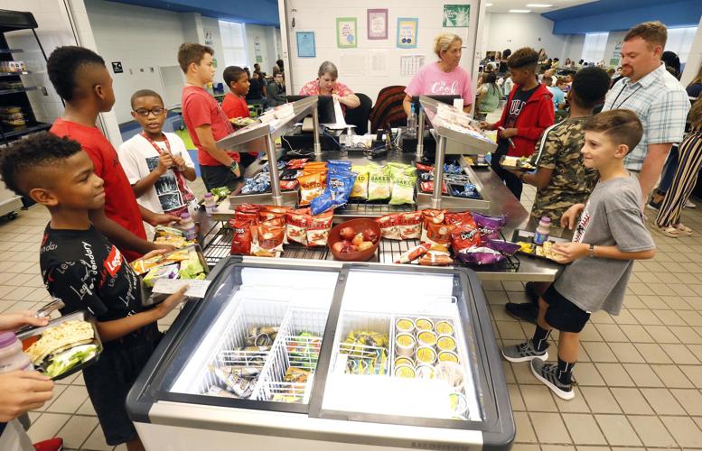 Photos: First Day of School at Kitty Stone Elementary in Jacksonville ...