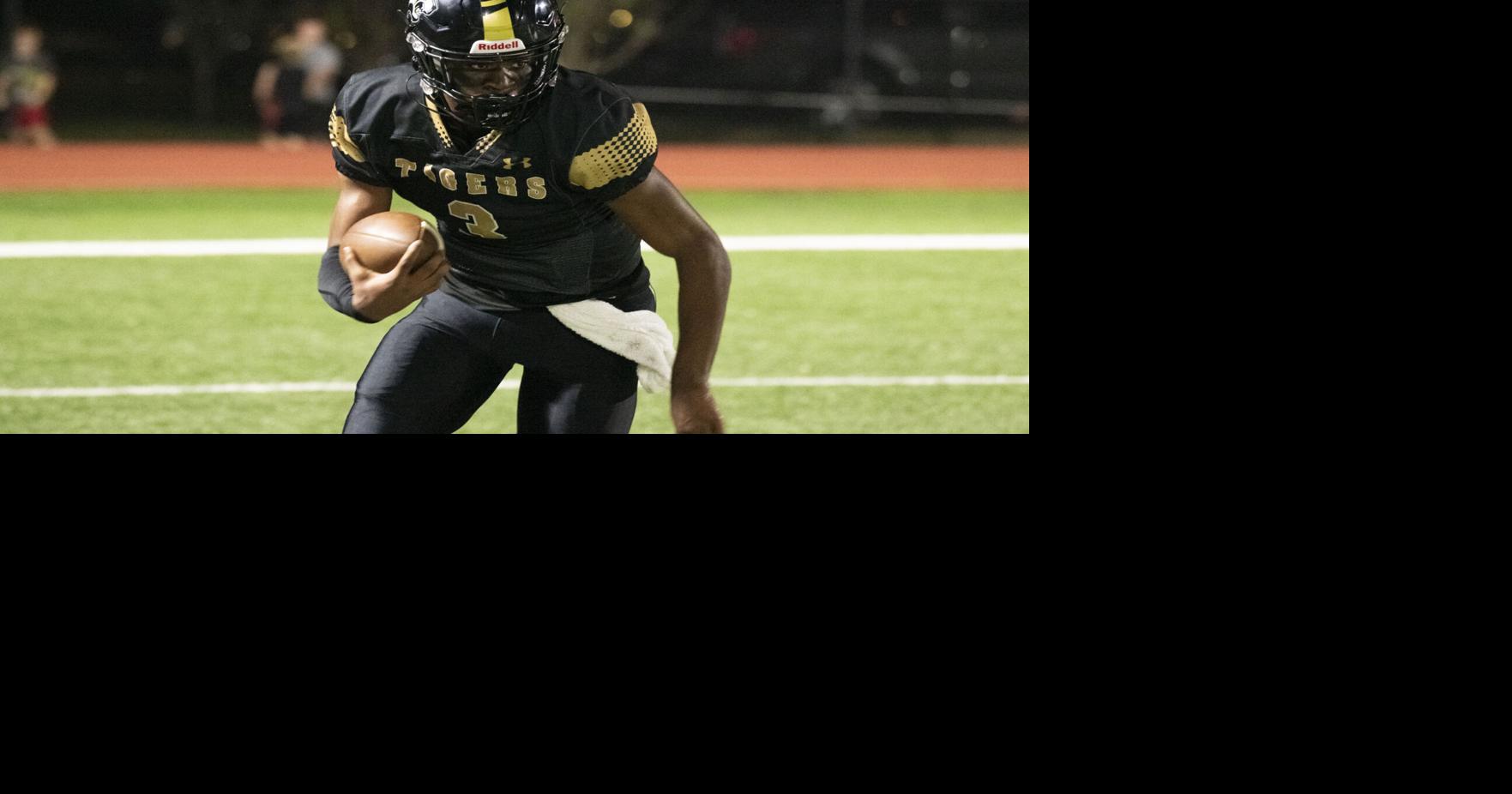 Prep football: Wicksburg puts up a strong fight, B.B. Comer survives ...