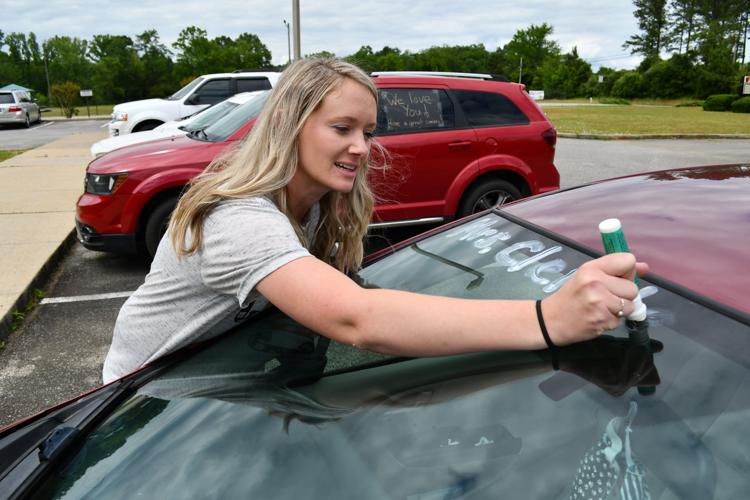 Alexandria Elementary School Teacher Parade | Slideshows | annistonstar.com