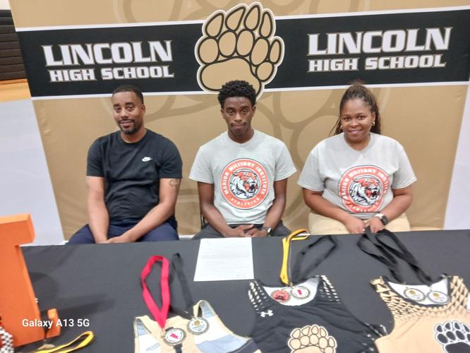 Smiley signs with Montevallo; Millender will run for Marion Military ...