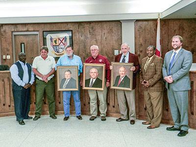 Barton, Miller, Ballow say farewell at City Council meeting | News ...