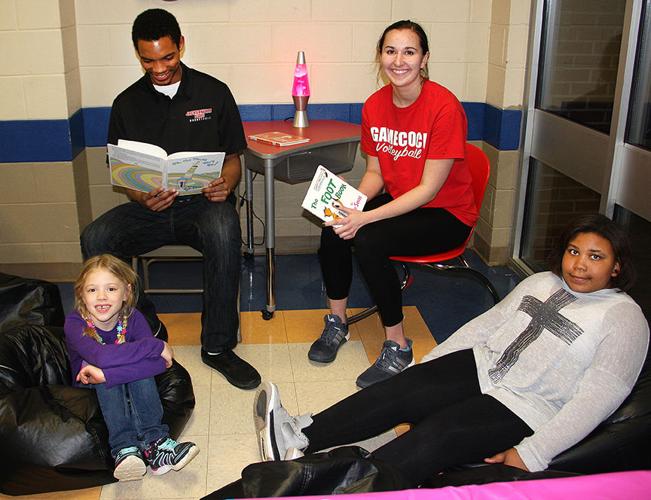 Kitty Stone Elementary Celebrates Read Across America | Slideshows ...
