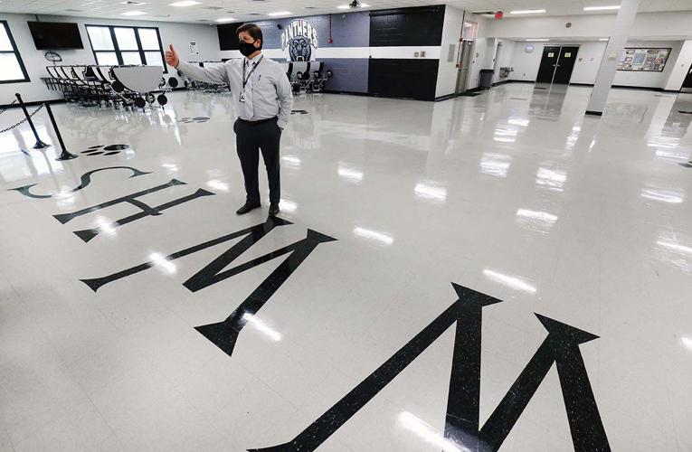 Photos: First Day of School at Wellborn High | News | annistonstar.com