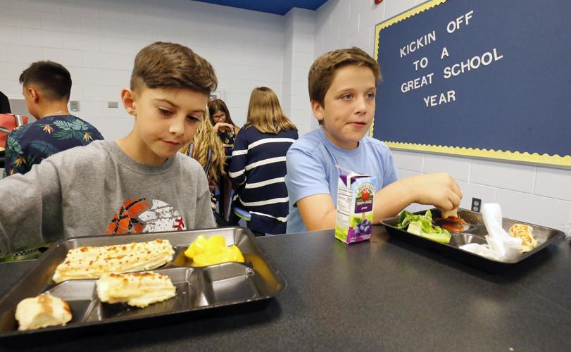 Photos: First Day of School at Kitty Stone Elementary in Jacksonville ...