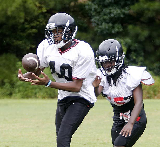 Weaver Football Practice | Slideshows | annistonstar.com