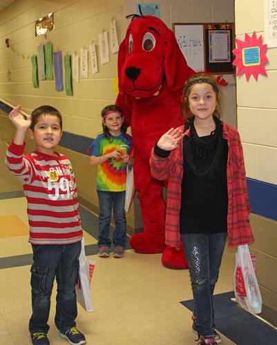Kitty Stone Elementary Celebrates Read Across America | Slideshows ...
