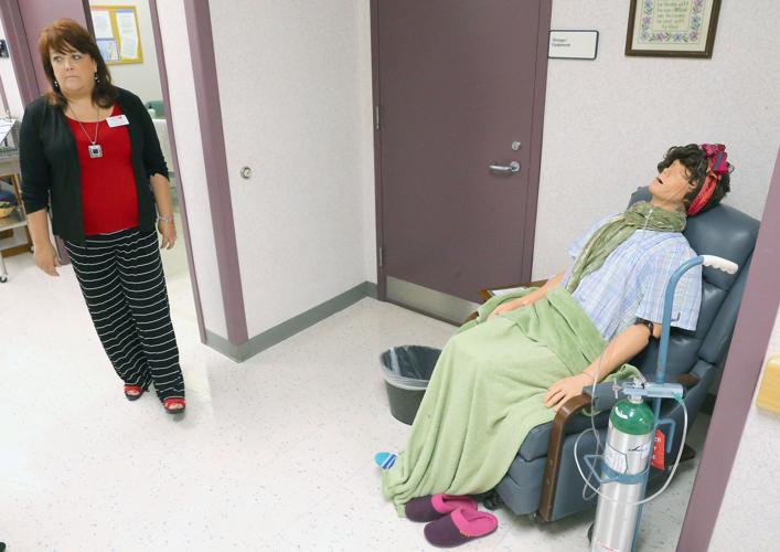 JSU Nursing Department Hospital Tour | News | annistonstar.com