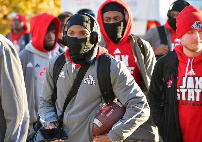 Photo gallery: Sights from the Jacksonville State vs Western Kentucky ...