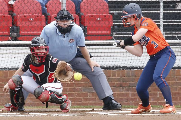 UT Martin at Jacksonville State Softball | Slideshows | annistonstar.com