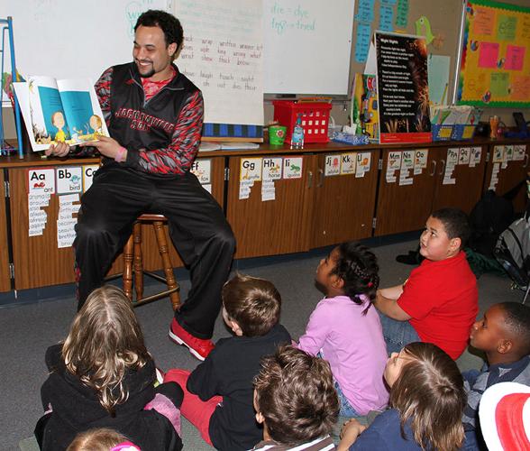Kitty Stone Elementary Celebrates Read Across America | Slideshows ...