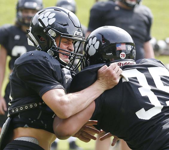 Photos; Wellborn High Football Practice | Slideshows | annistonstar.com