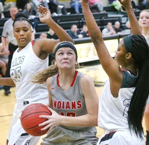 Calhoun County Basketball Tournament Day 1 | Slideshows | annistonstar.com