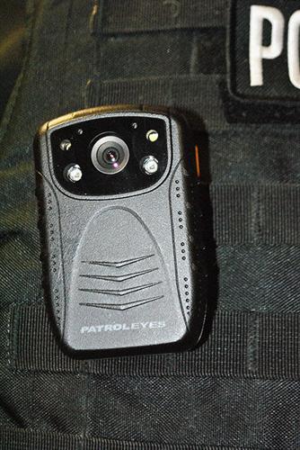 Riverside police officers receive new body cameras | News ...