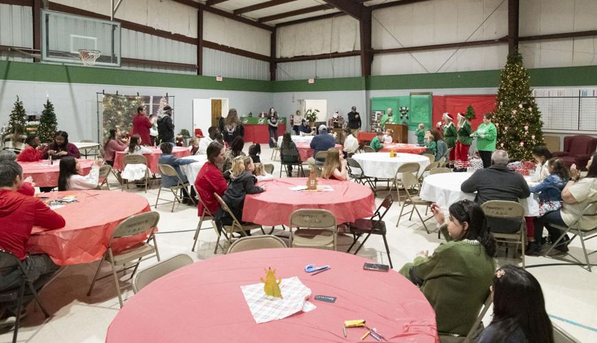 Photos: Pink Heals Children's Magical Christmas Party | Slideshows ...