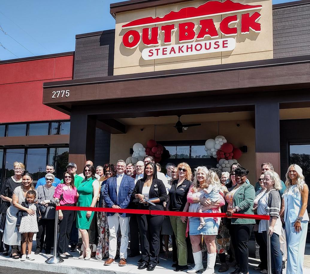 Pell City Outback opens doors, donates to Alabama Childhood Food ...