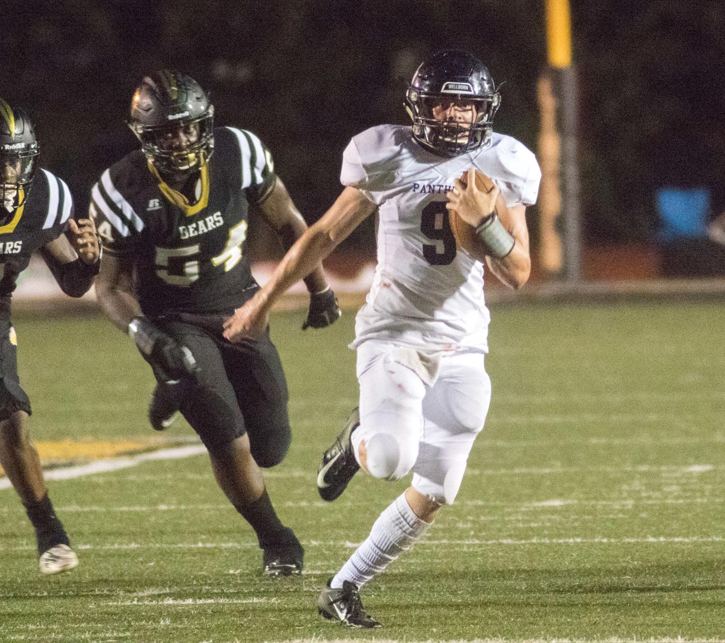 Prep football: Jett Smith rushes for five TDs, throws for one in ...