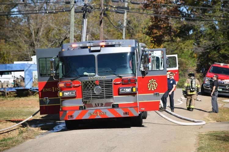 Photo gallery: Anniston Firefighters battle abandoned Wellborn trailer ...