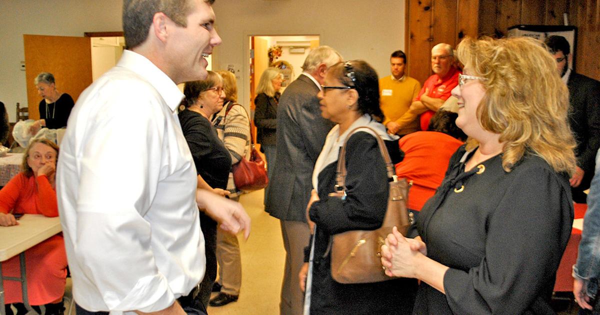 Tuscaloosa Mayor Democratic Candidate For Governor Walt Maddox Talks