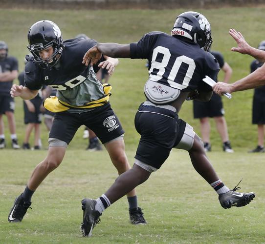Photos; Wellborn High Football Practice | Slideshows | annistonstar.com