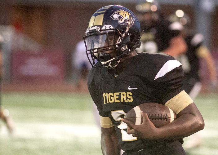 High School Football - B.B. Comer vs. Winterboro (photo gallery) | The ...