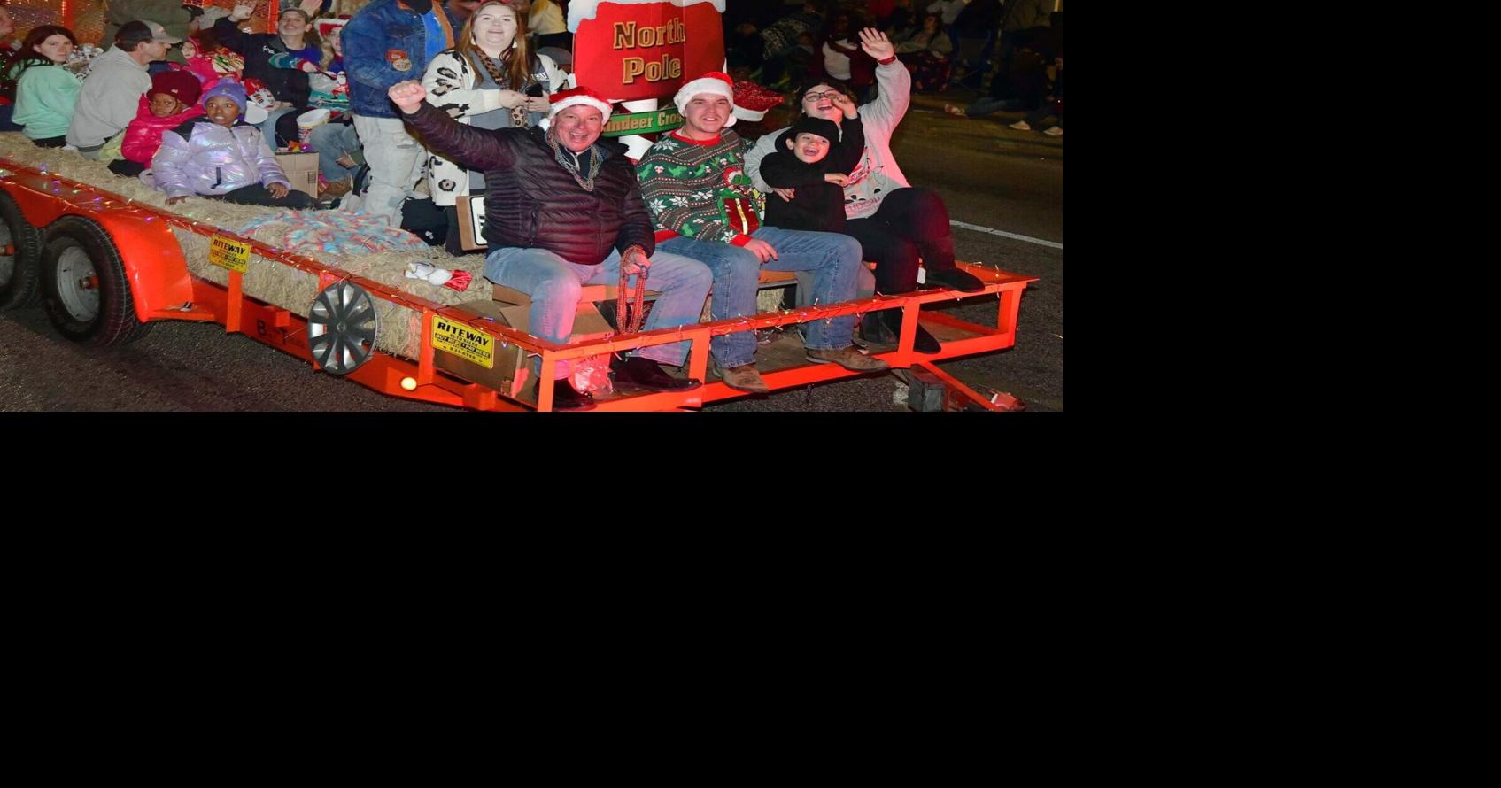 Anniston’s holiday magic returns with a downtown Christmas parade ...