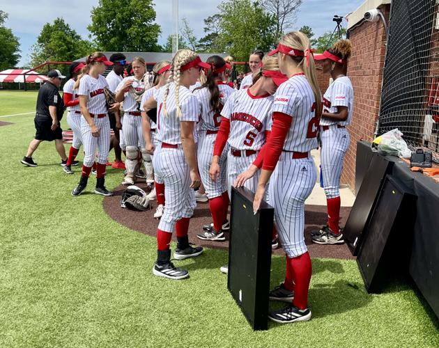 Photo gallery: Jacksonville State softball senior day ceremony ...