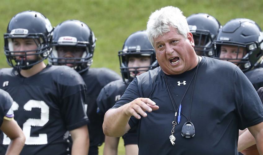 Photos; Wellborn High Football Practice | Slideshows | annistonstar.com