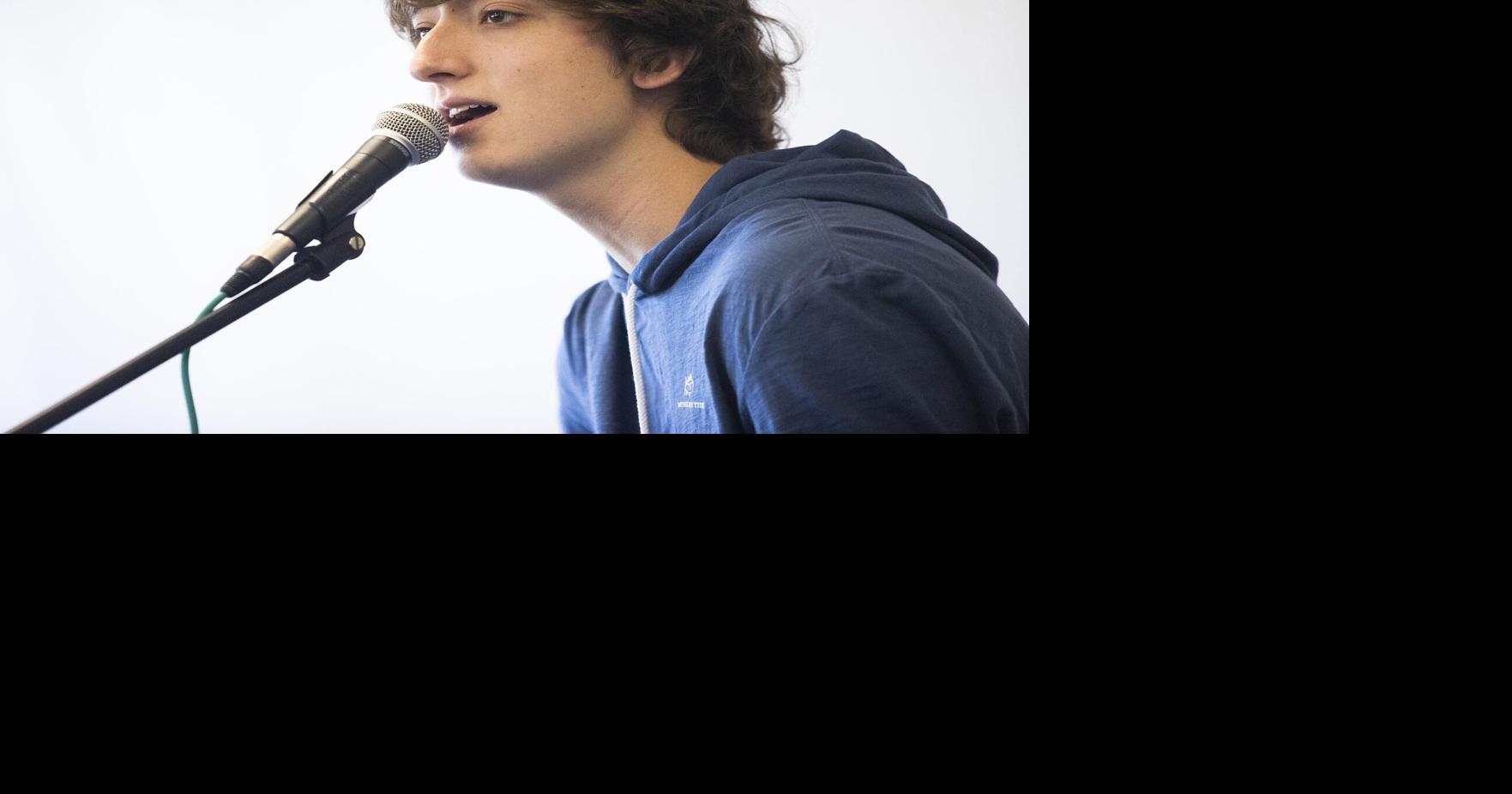 Former "The Voice" contestant Berritt Haynes plays at Pell City Library ...