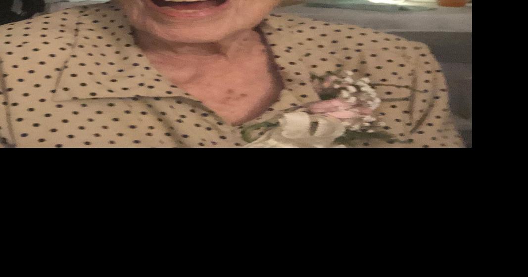 Community invited to send cards to Munford native Mavis Waters in ...