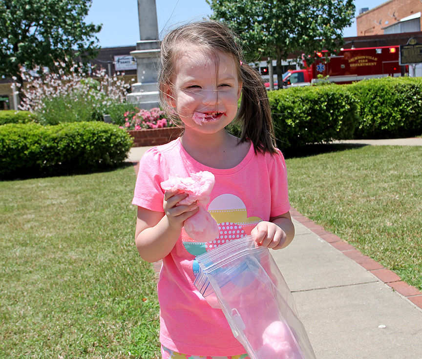 Family Fun on the Square | Slideshows | annistonstar.com