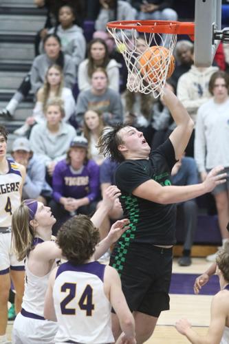 Prep basketball: Davis, Bowlin, Bedell pace Leeds' boys past top-seeded ...