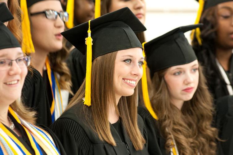BB Comer High graduation 2016 (photos) | Slideshows | annistonstar.com