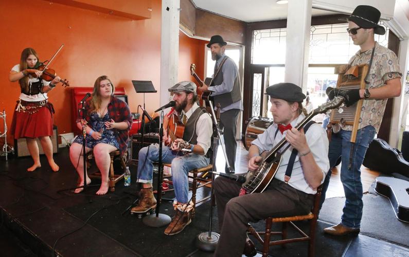 Rock Against Homelessness | Slideshows | annistonstar.com