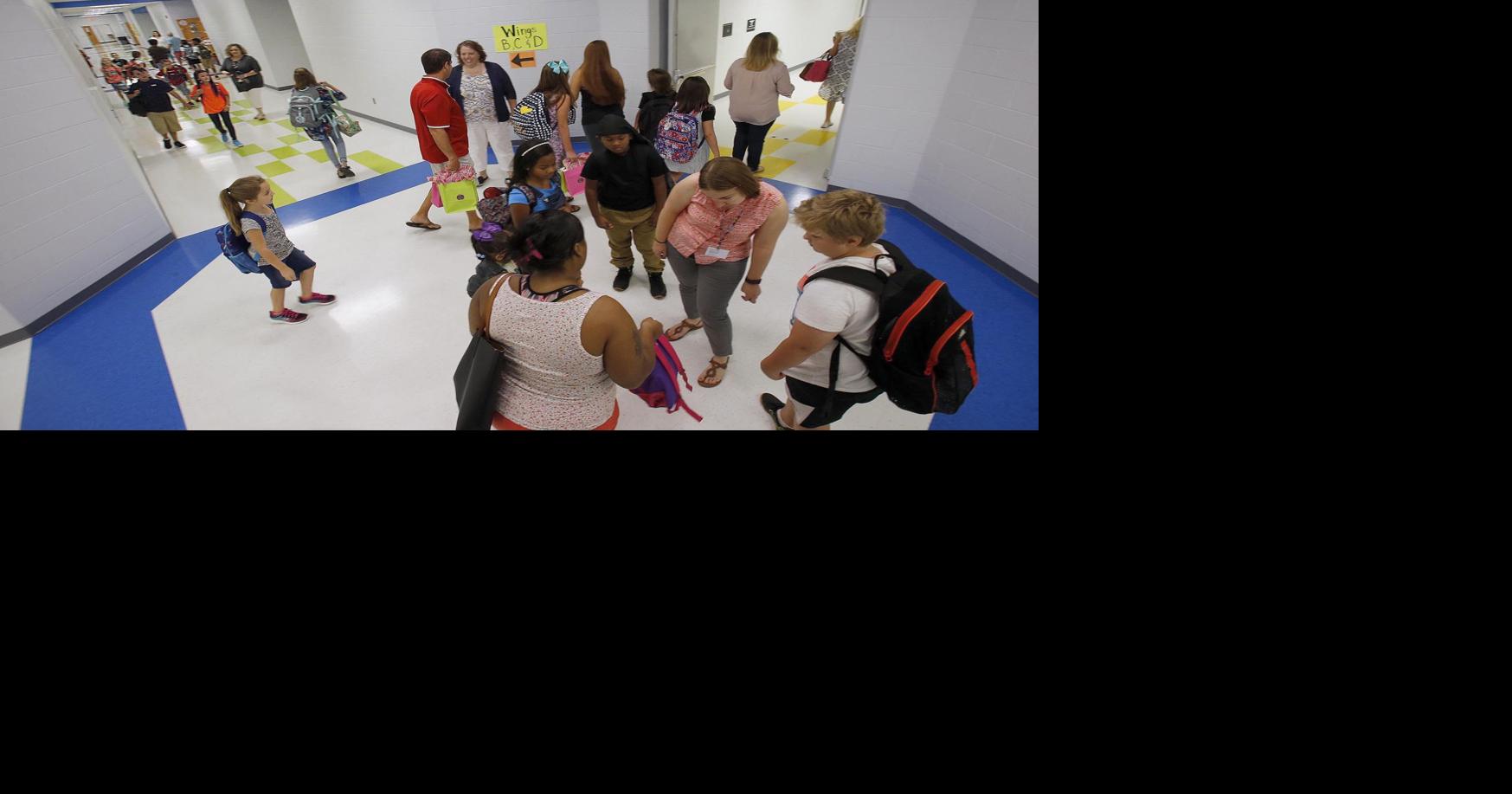 New Kitty Stone Elementary excites students, teachers on first day of ...