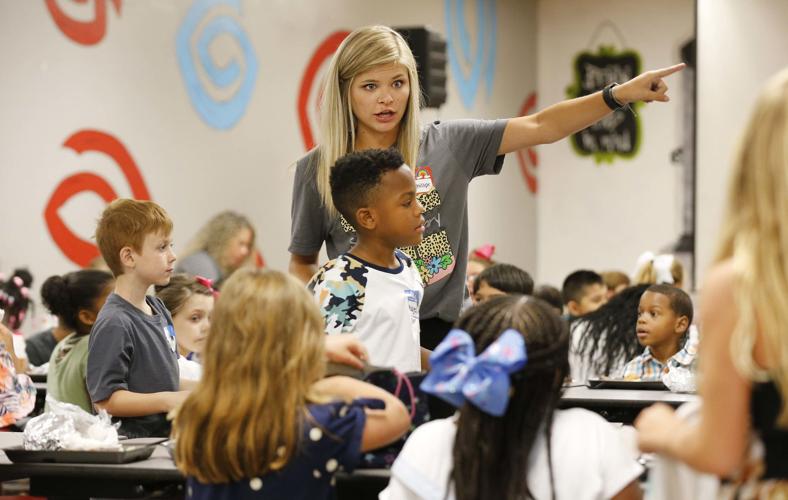 Photos: First Day of School at Saks Elementary | News | annistonstar.com