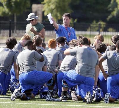 High school football: Smith set to lead Bulldogs into old stomping ...