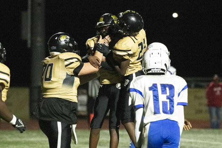 Photos: B.B. Comer thrashes Coosa Central - High School Football | The ...