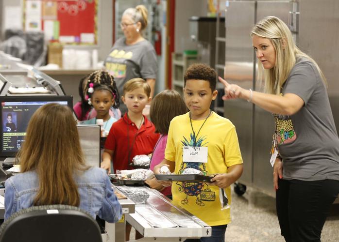 Photos: First Day of School at Saks Elementary | News | annistonstar.com