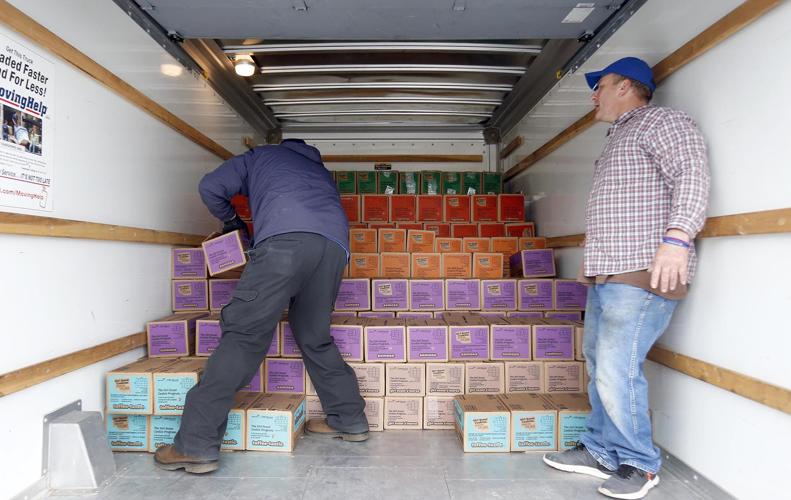 Photos: Girl Scout Cookie Distribution | Slideshows | annistonstar.com
