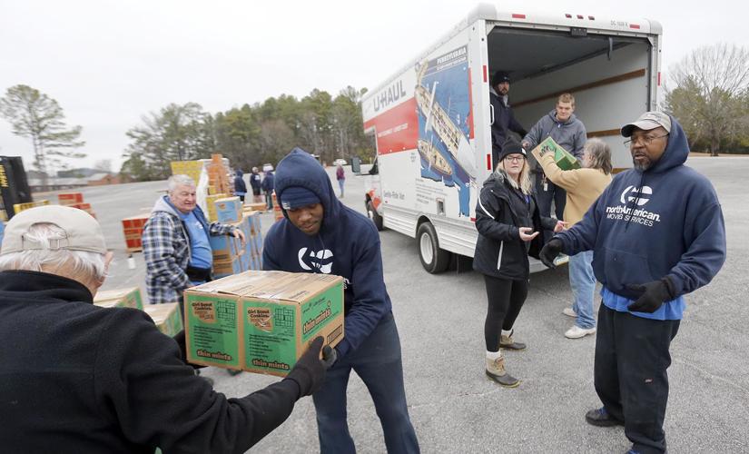 Photos: Girl Scout Cookie Distribution | Slideshows | annistonstar.com