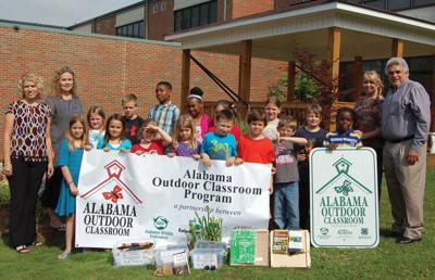 Weaver Elementary receives Outdoor Classroom Certification | Features ...