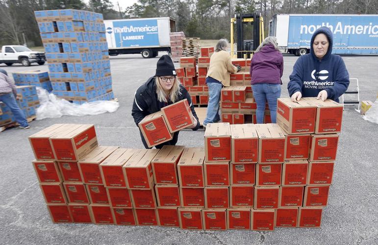 Photos: Girl Scout Cookie Distribution | Slideshows | annistonstar.com