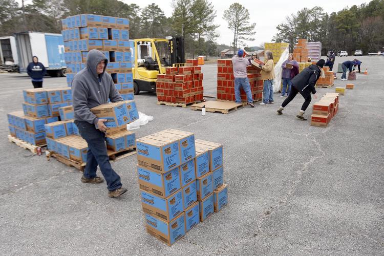 Photos: Girl Scout Cookie Distribution | Slideshows | annistonstar.com
