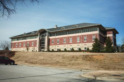 Pell City Dental partners with Jeff St. on dental assisting course ...