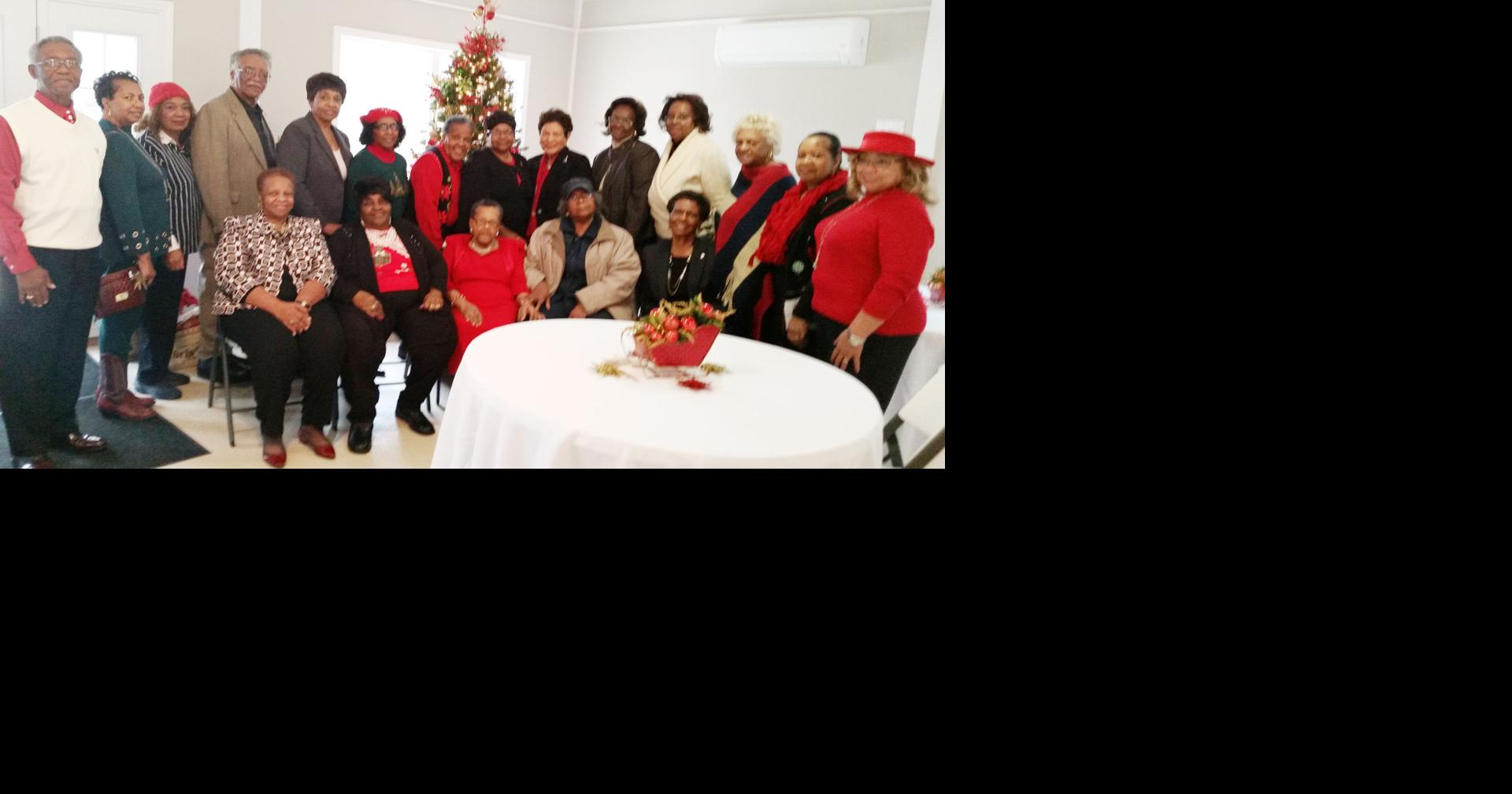 MAXINE BECK: Garrett Family’s Three Scores and Ten Christmas Luncheon ...