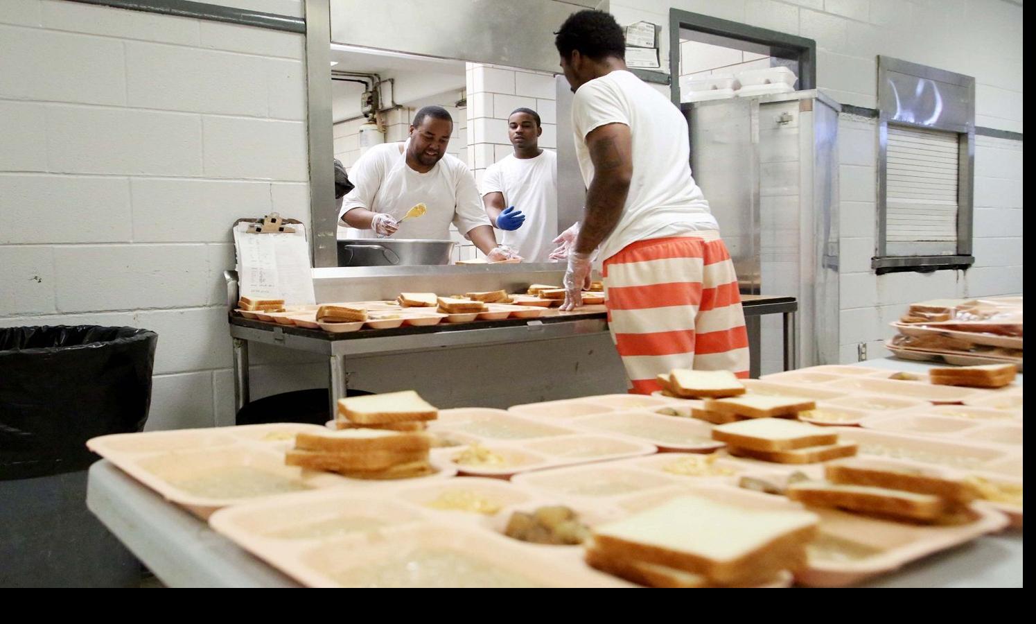 As some sheriffs face scrutiny over inmate food money, Calhoun County’s ...