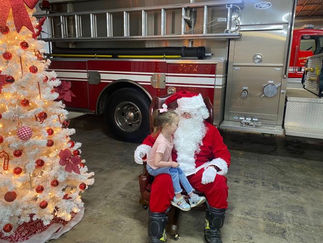Photos: Sycamore Volunteer Fire Department, Christmas with Santa ...