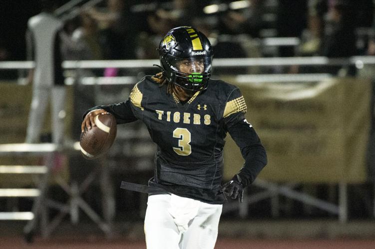 PHOTOS: B.B. Comer blanks Fayetteville at home | The Daily Home ...