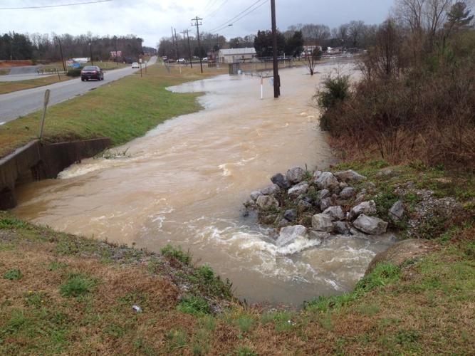 Heavy rains have flooded several roads in Lincoln area (photos) | News ...