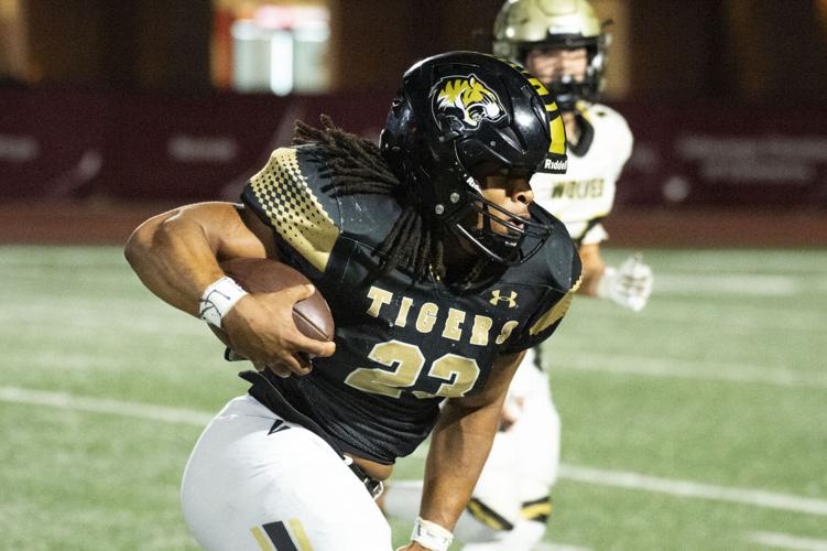 PHOTOS: B.B. Comer blanks Fayetteville at home | The Daily Home ...